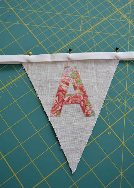 The Domestic Doozie: Spring Bunting Tutorial