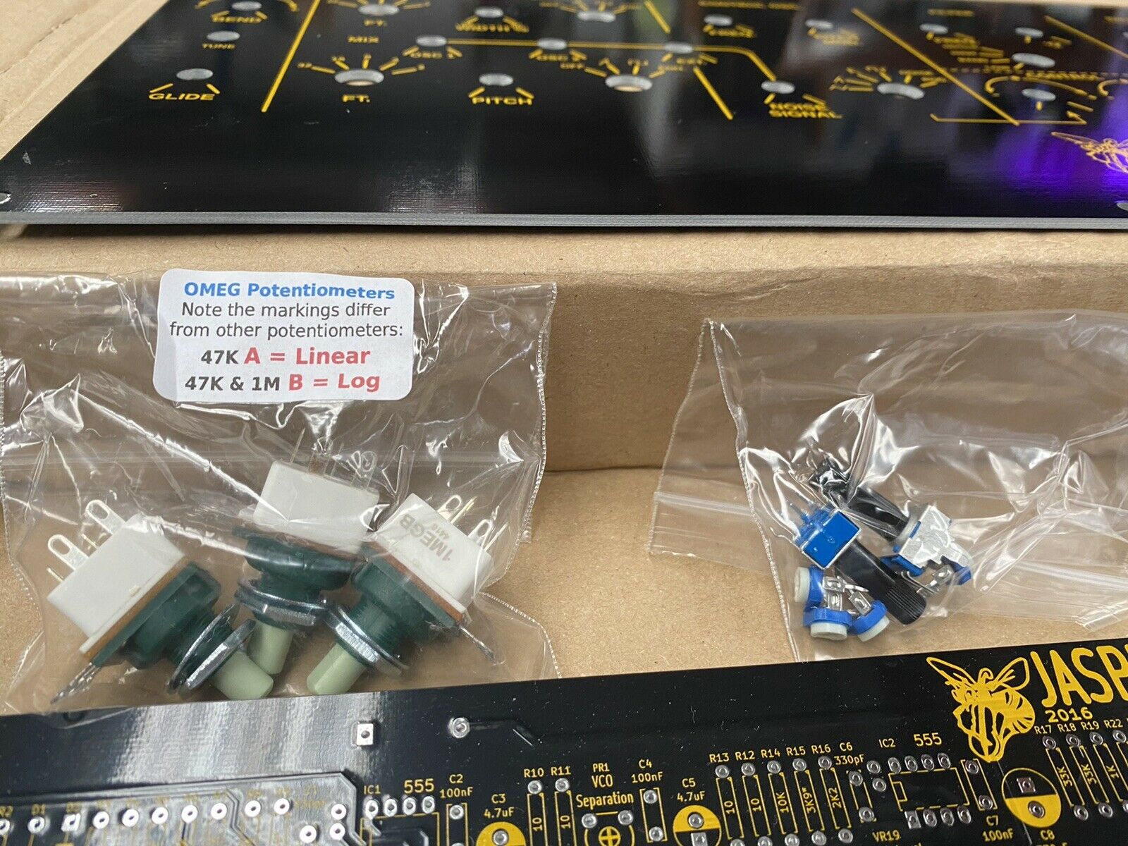 MATRIXSYNTH: Jasper Wasp Clone DIY Synthesizer PCBs