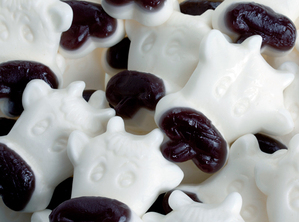Sugar Rush: A Yummy Gummy Blog: Gustaf's Gummy Cows