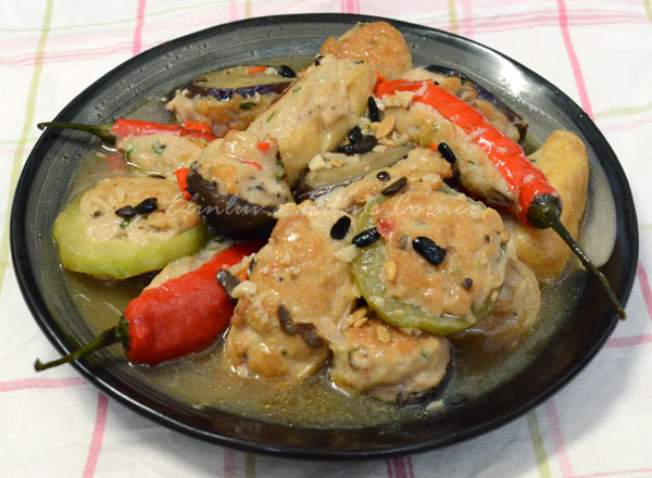 Elinluv's Tidbits Corner: Hakka Yong Taufoo With Tauchu Sauce