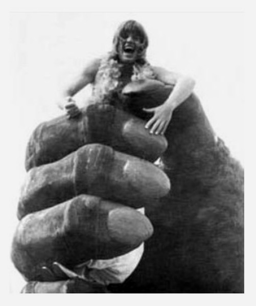 3B Theater: Micro-Brewed Reviews: Hubrisween 2016 :: Q is for Queen ...