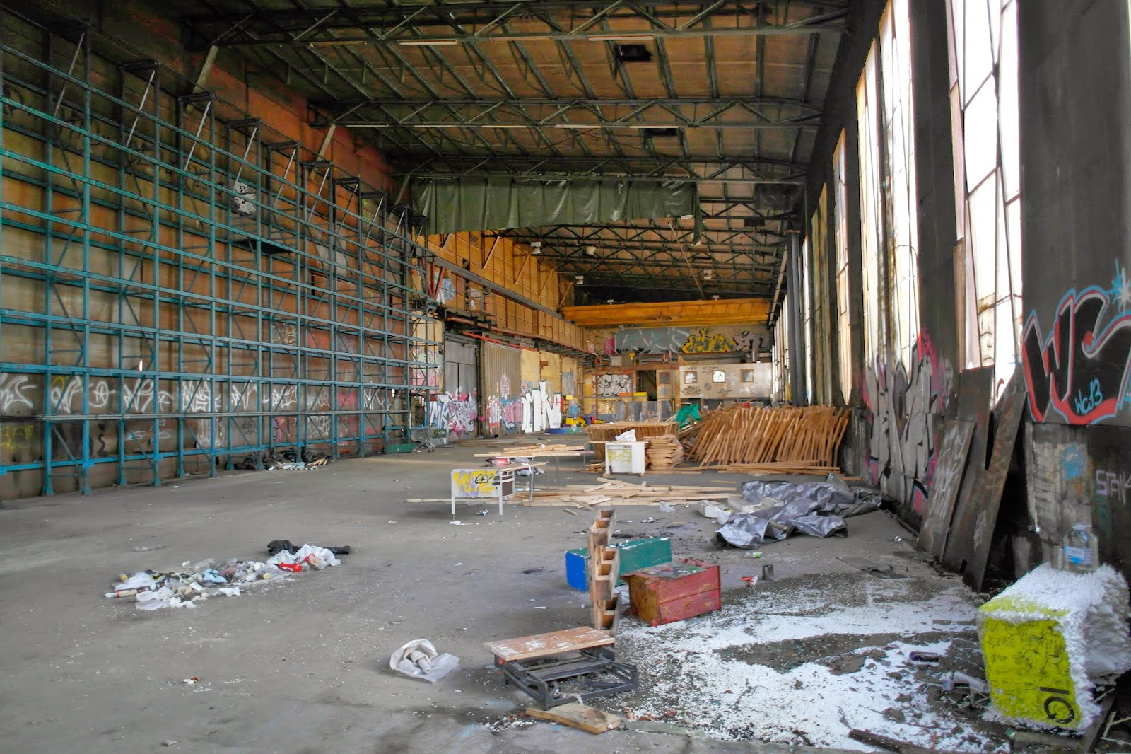 Distractions.....: urbex: The MUNCK building