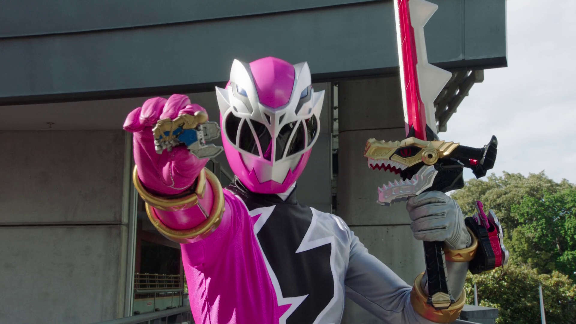 She's Fantastic: Power Rangers - DINO FURY PINK!
