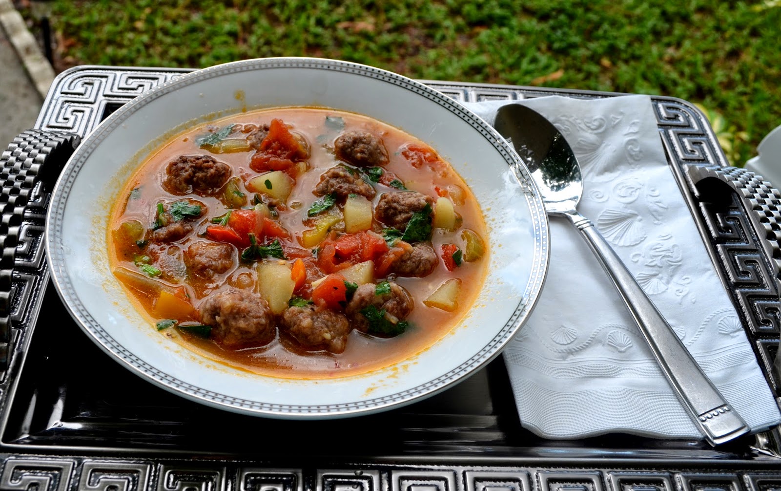 bebina kuhinjica: Coban corba