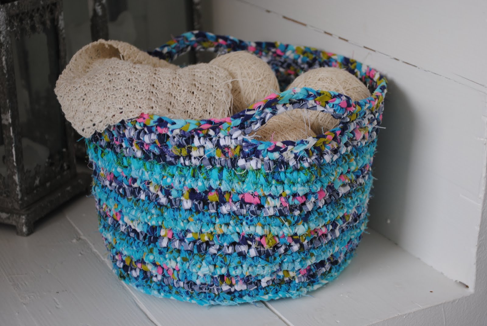 Garnsligt: Virkad korg