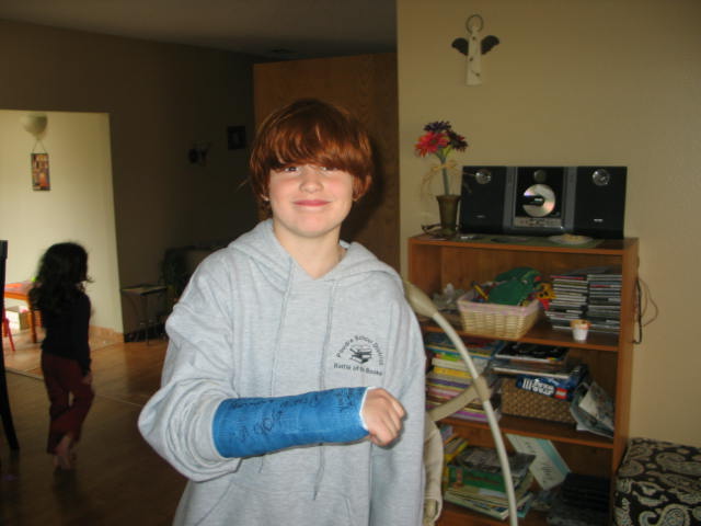 Fort Collins Mama: First broken bone of our kids!
