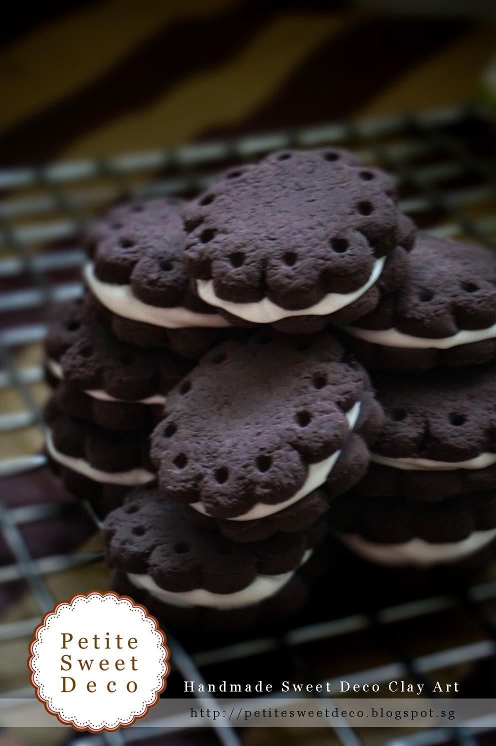 Petite Sweet Deco: Assorted Cream-filled Cookies