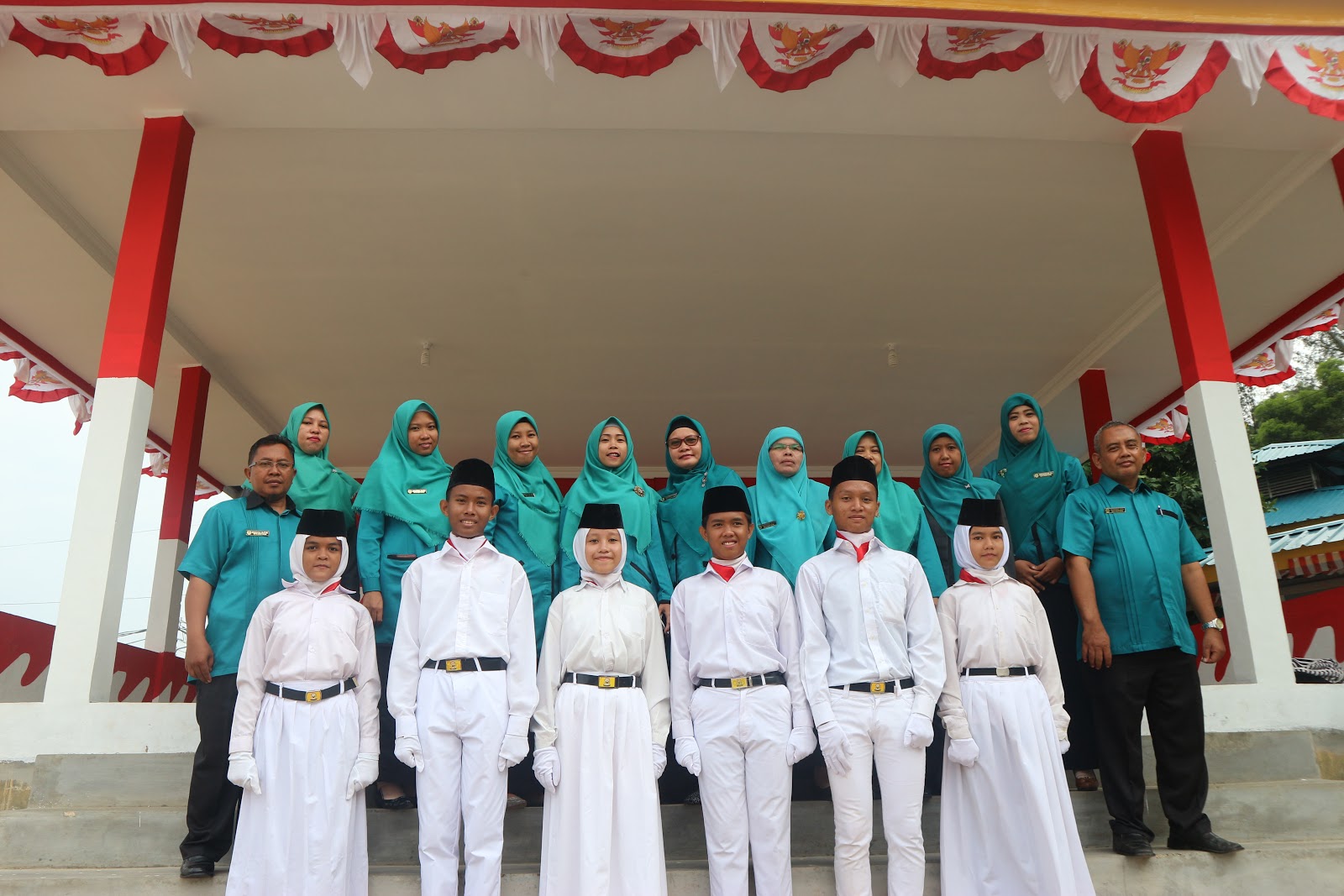 SMP AL-AZHAR 1 BATAM