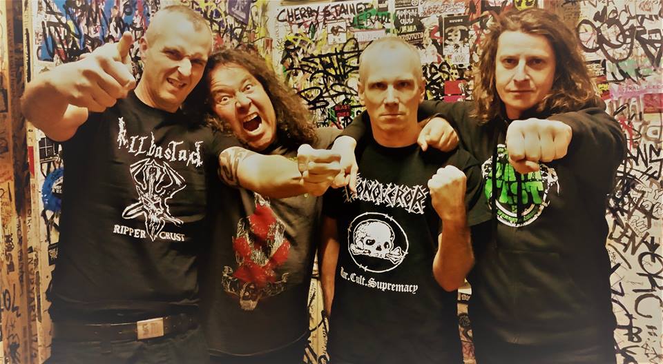 .: Interview - Blood