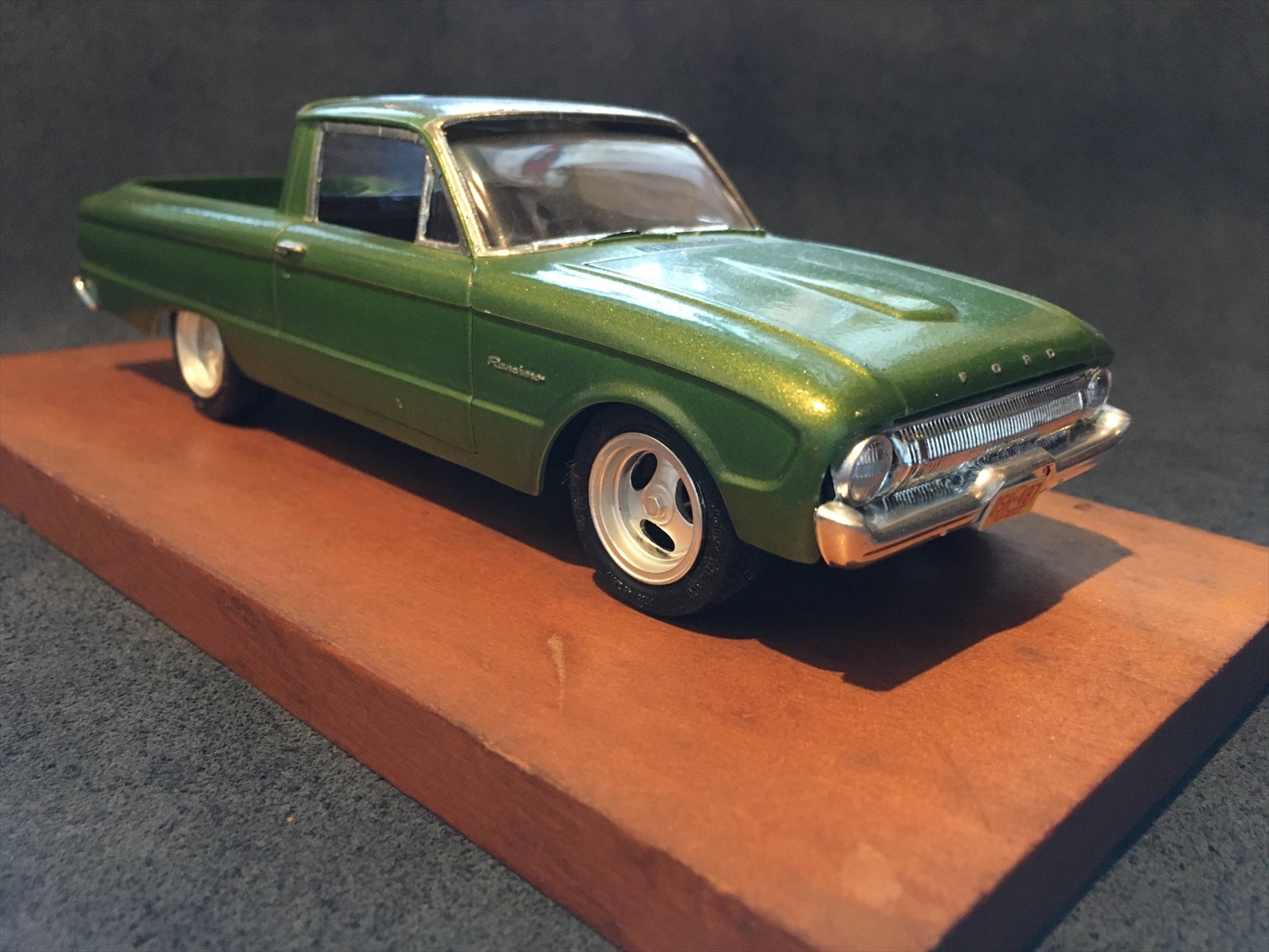 羽沢RAdio: フォード・ランチェロ1961 / Ford Ranchero Custom 1961 /1:25 Scale AMT/Ertl