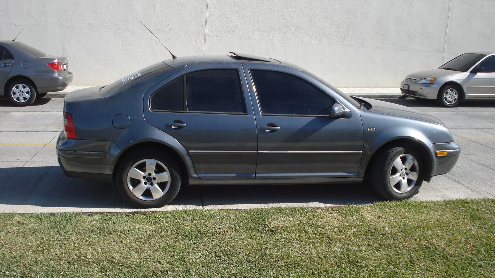IMPORTMYM: VOLKSWAGEN JETTA 2004