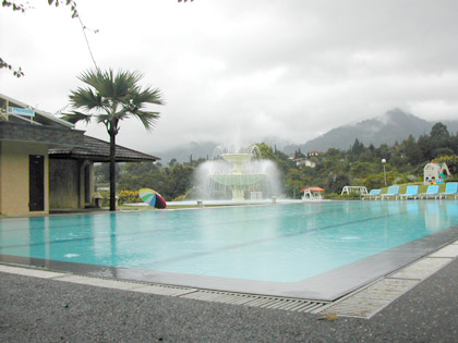 Wisata Unik: Hotel Seruni Cisarua Puncak Jawa Barat - Pemandangan dan ...