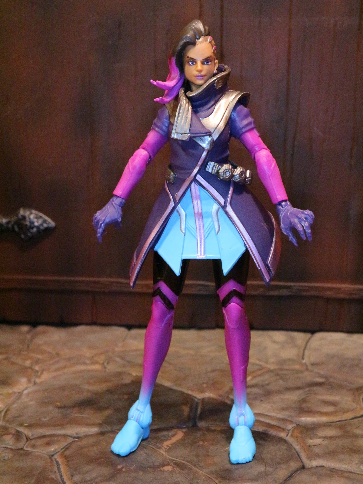 Action Figure Barbecue: Action Figure Review: Sombra from Overwatch ...