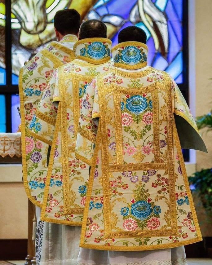 The Evolution of the Apparelled Amice: The Cappino, Collarin and ...