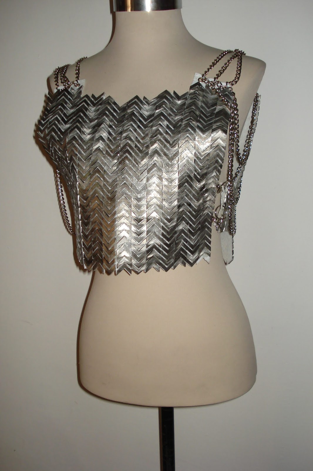 REREREgreen : Ropa hecha con Materiales Metálicos - Clothes made with ...