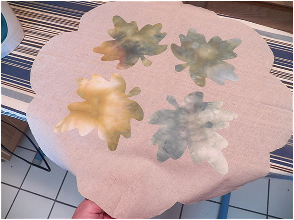 Art Threads: Wednesday Sewing - Summer Leaf Table Mat