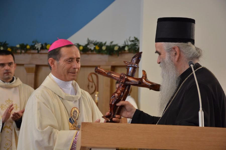 Ομολογία: πατηρ Νικολαος Μανωλης: Είναι αυτός πνευματικό τέκνο του ...