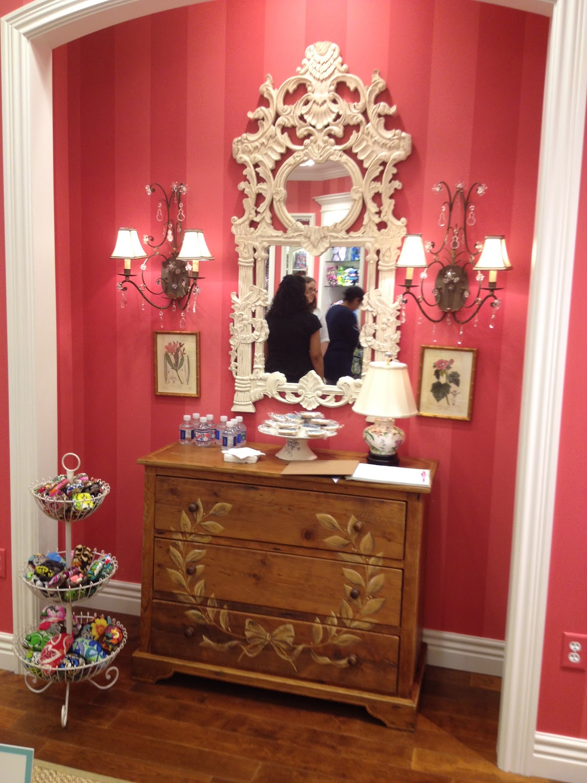 OhMyVera! A blog about all things Vera Bradley: New Vera Bradley Store ...