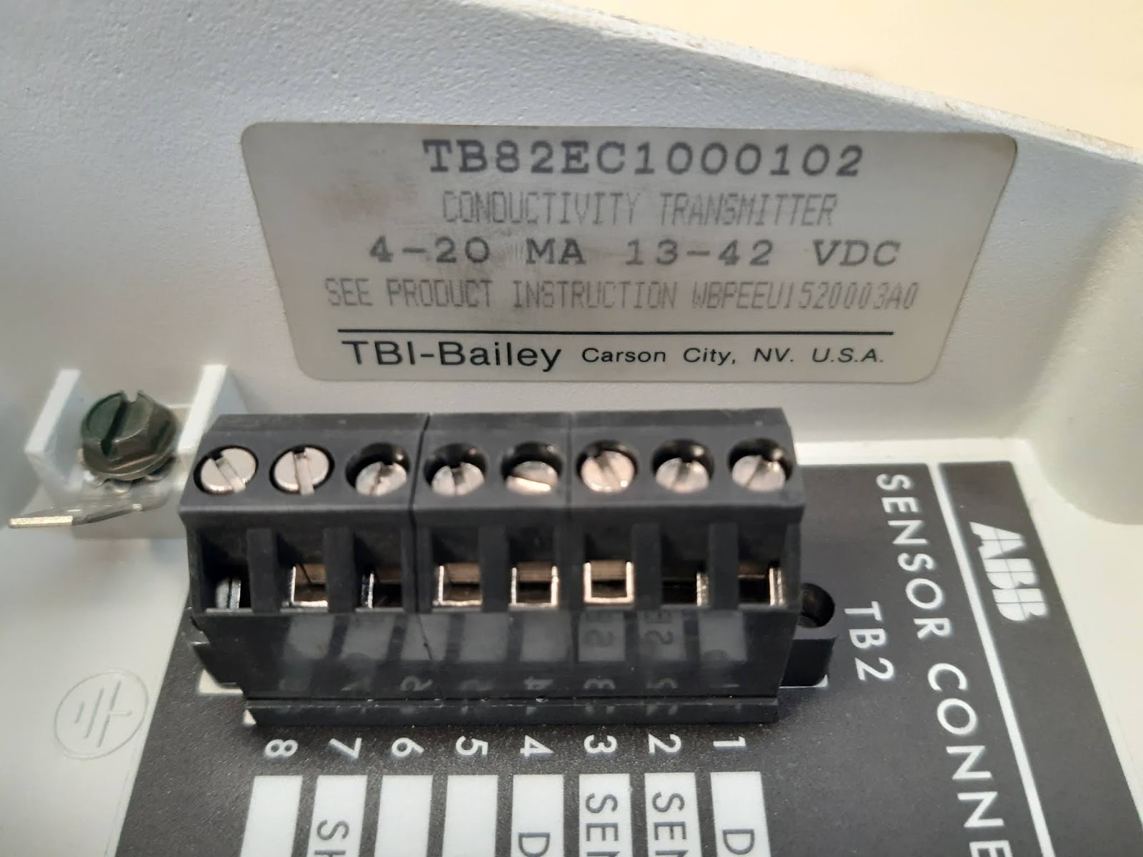 ABB TB82 CONDUCTIVITY TRANSMITTER TB82EC1000102 - Aeliya Marine