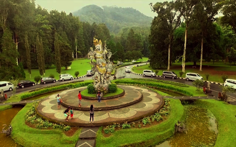 Bedugul Botanic Garden Bali, a Family Travel Destination on the Island ...