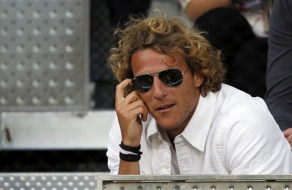 Diego Forlán claims offer from Inter Milan | inside World Soccer
