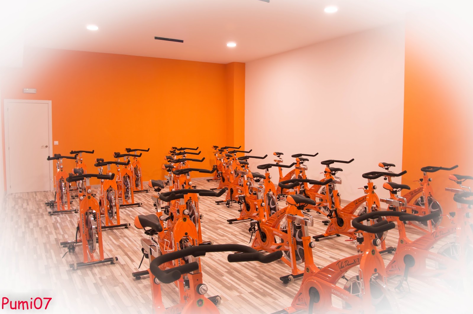 Isla Sport Gym & Fitness: Instalaciones de Centro