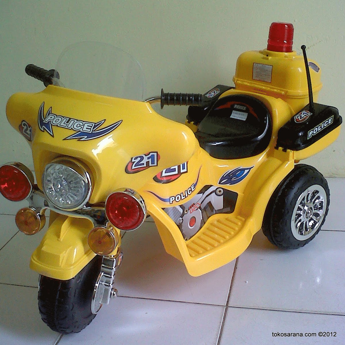 Clearance Sale: Sepeda, Mainan Anak dan Perlengkapan Bayi: Motor Mainan ...