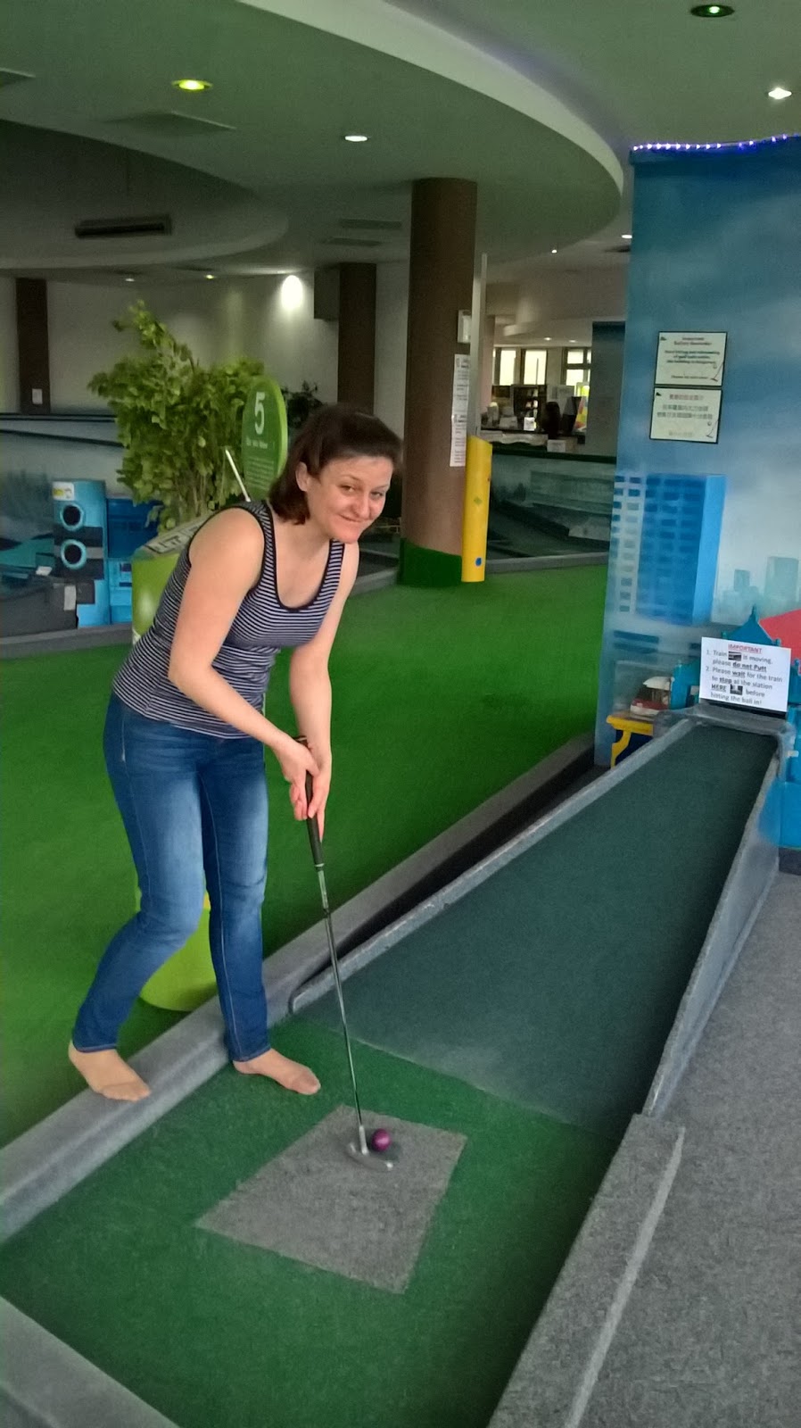 The Ham and Egger Files: LilliPutt indoor Mini Golf in Singapore