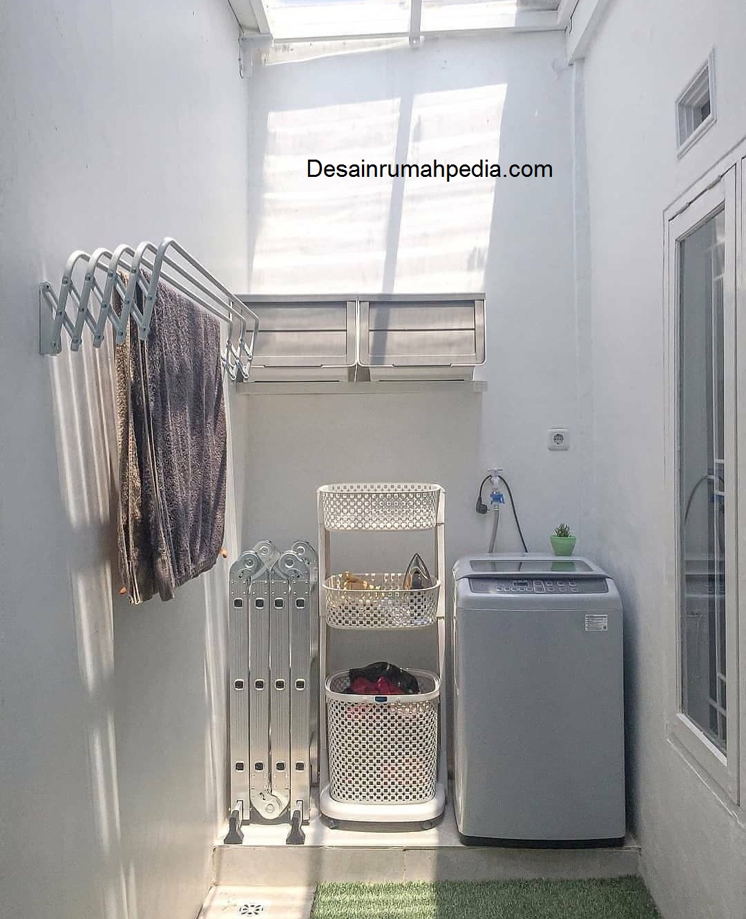 Tak Perlu Takut Kehujanan, Berikut 6 Desain Ruang Jemur Pakaian Dalam ...
