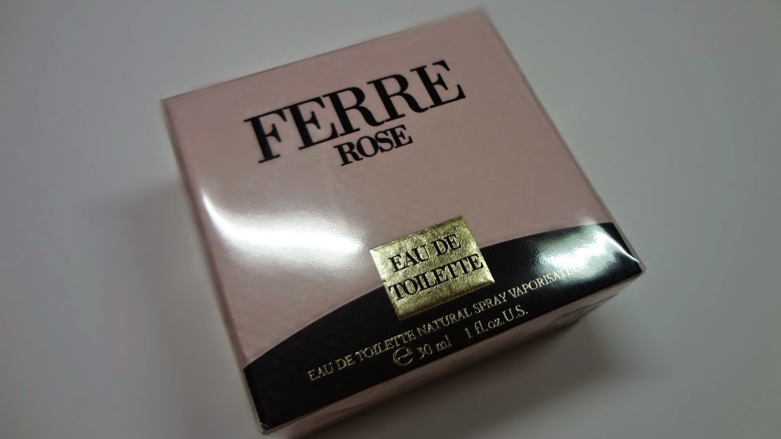 Bee: 【♥ Gianfranco Ferre Rose ♥】誘人元素。春日淡香水