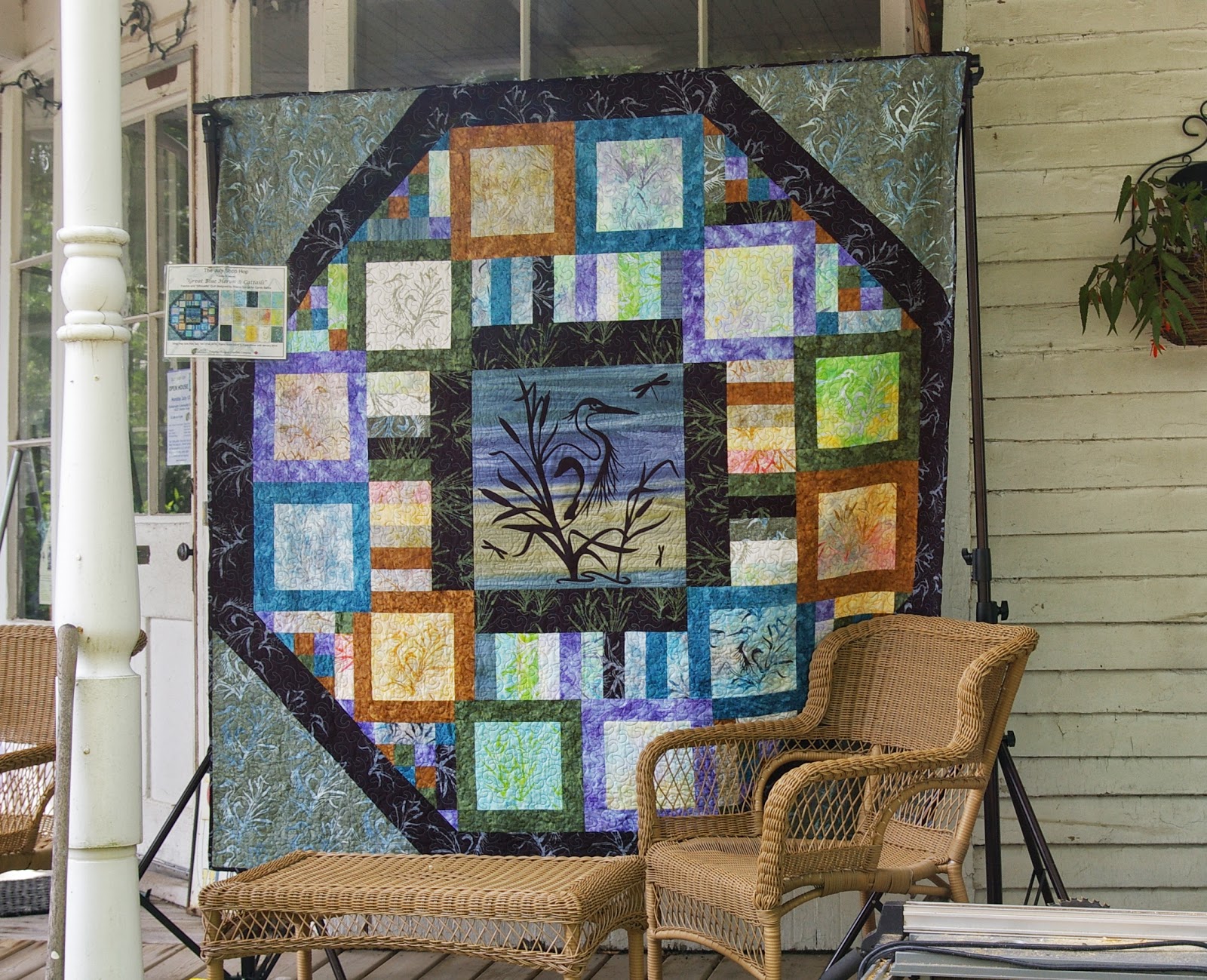 Shirley at The Marsh Store: 'Silhouette'. the Shop Hop Quilt