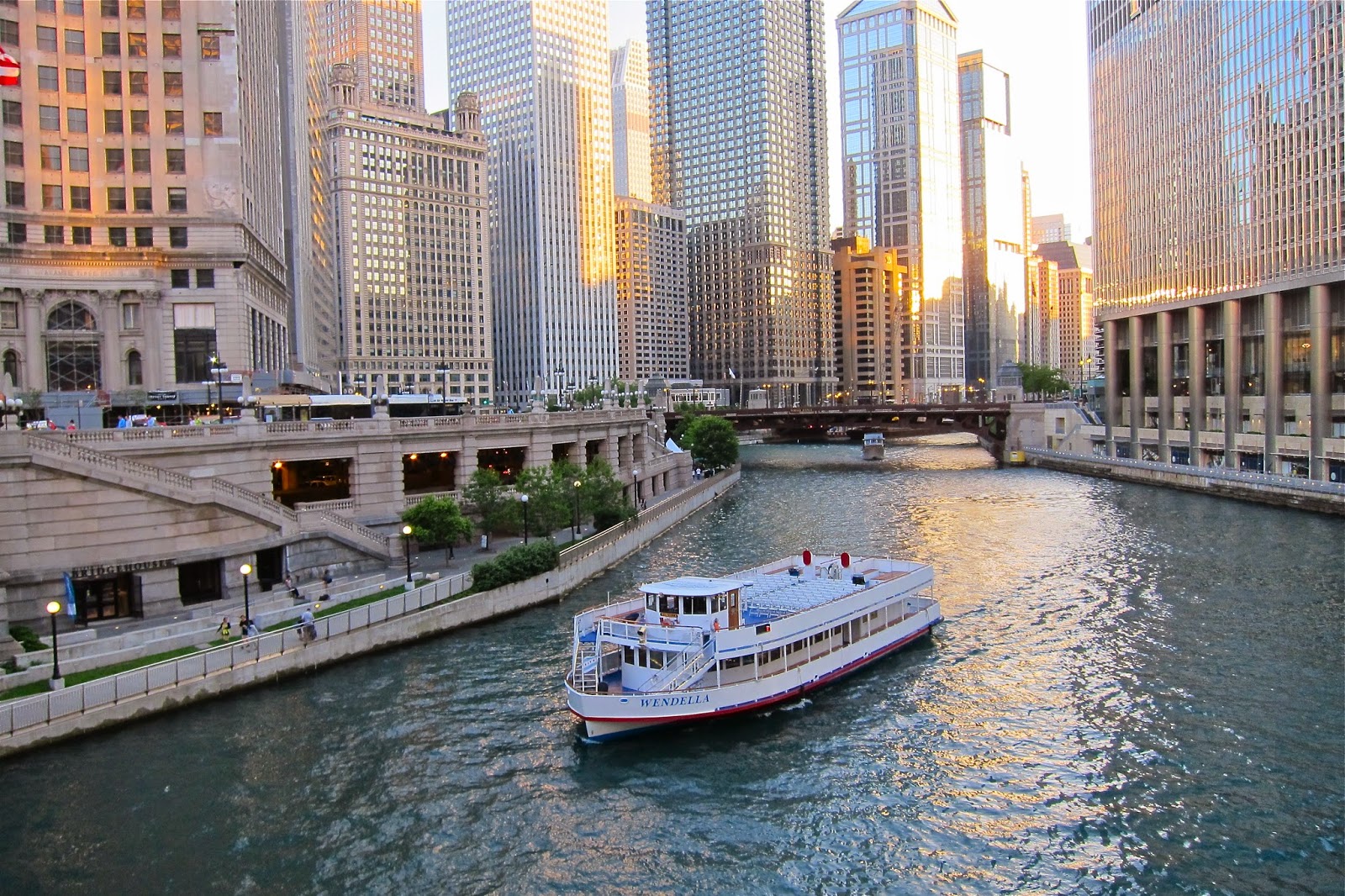 Sweet Southern Days: Chicago's Magnificent Mile