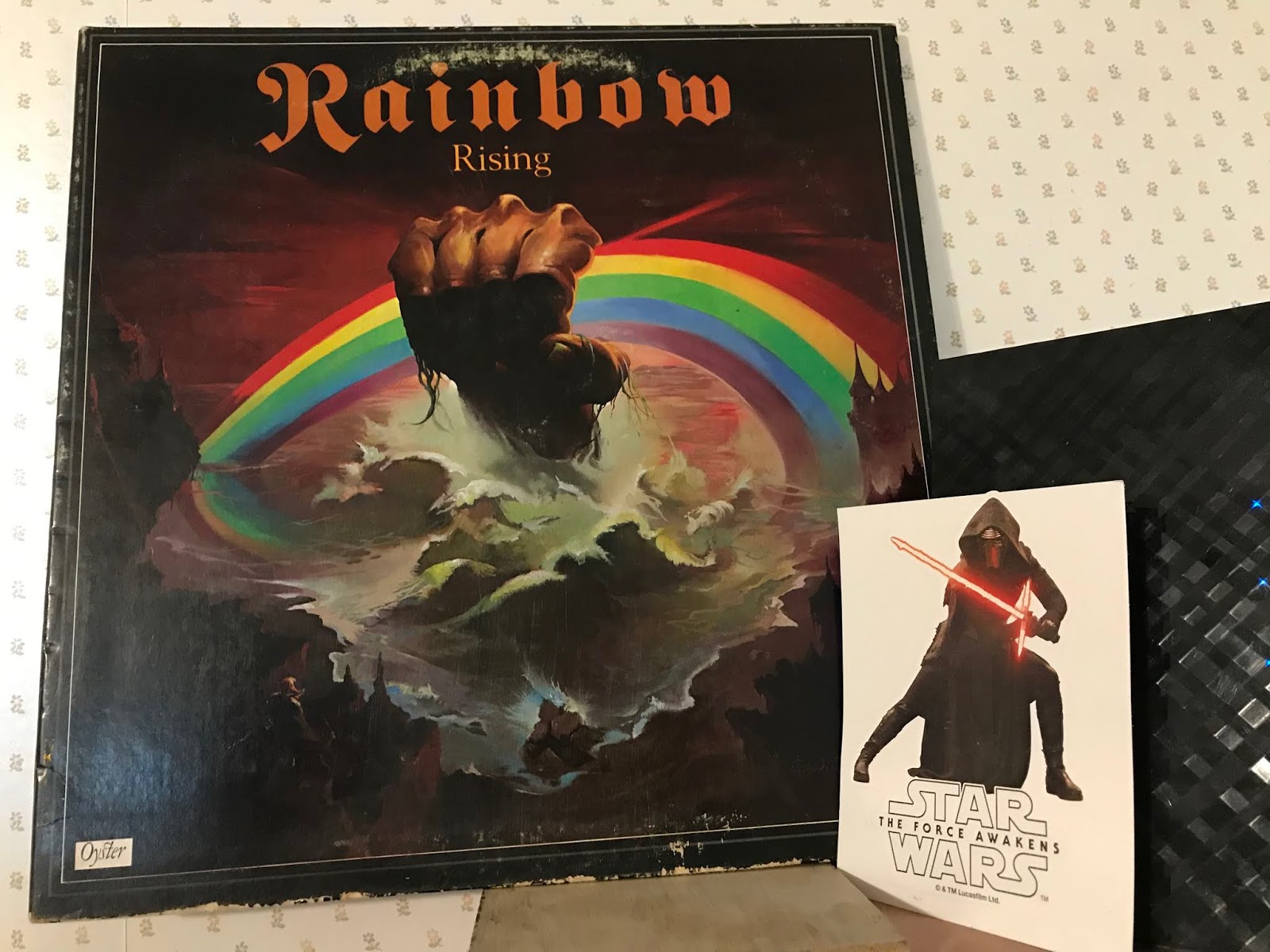 The College Crowd Digs Me: TCCDM Pulls One Out..."Rainbow Rising" (1976)