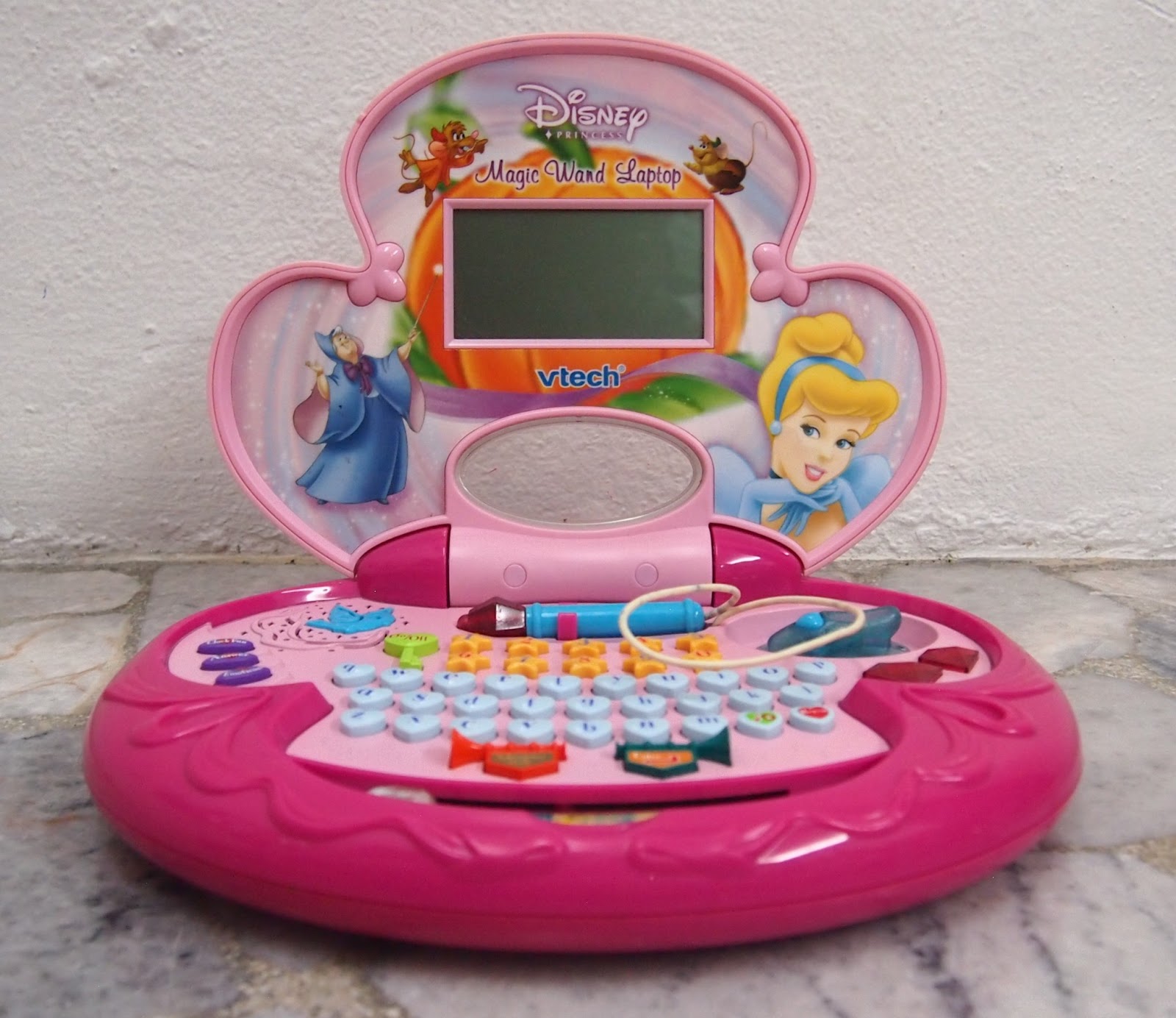 JuaiMurah: Disney Magic Wand Laptop