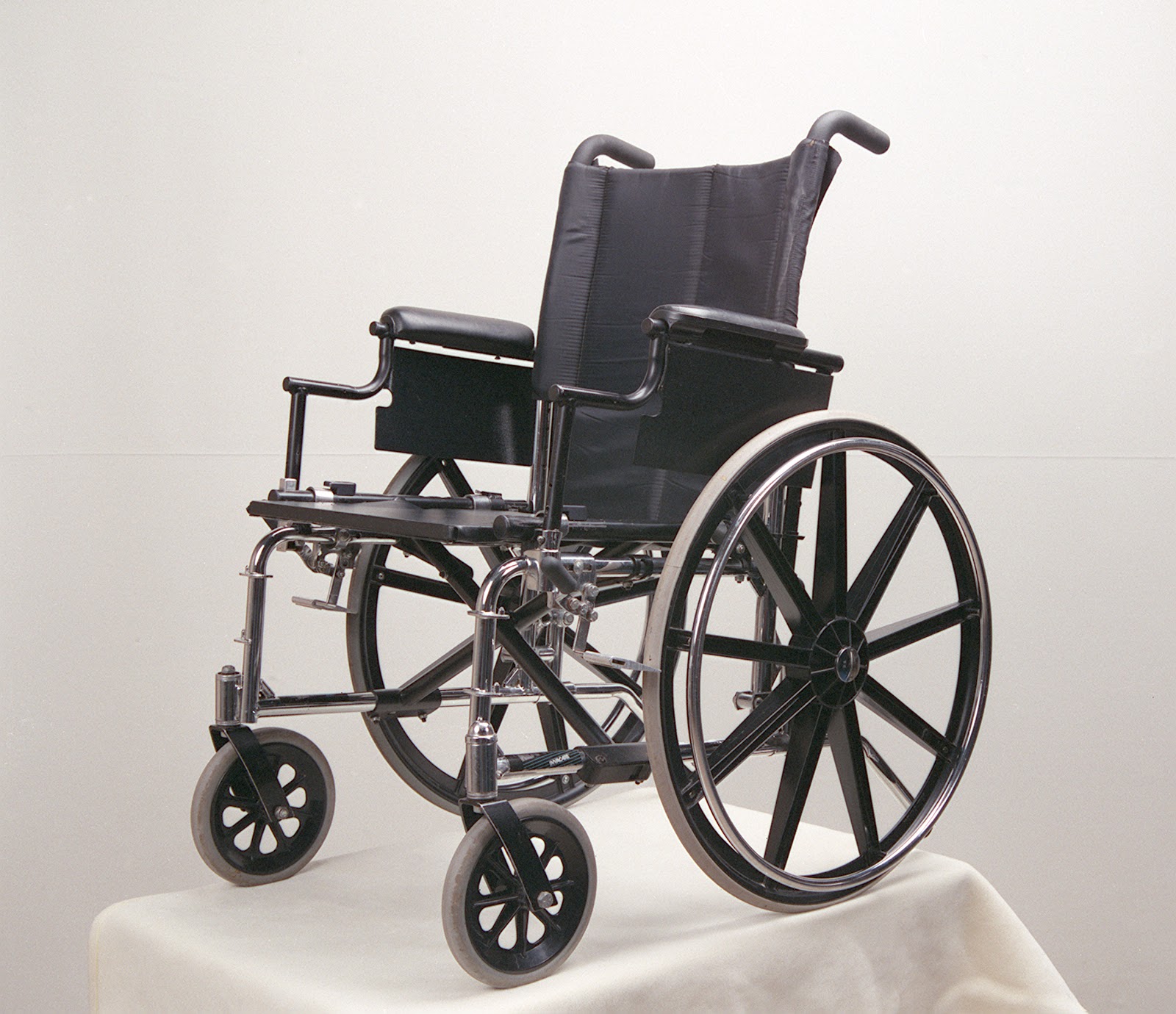 SimpleStories: Wheelchair Reference