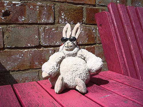 benchsite: Sunny bunny Easter benches