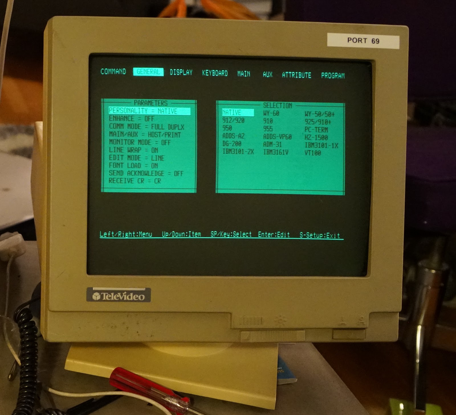 World of VAX: TeleVideo Systems Part II - Keyboards