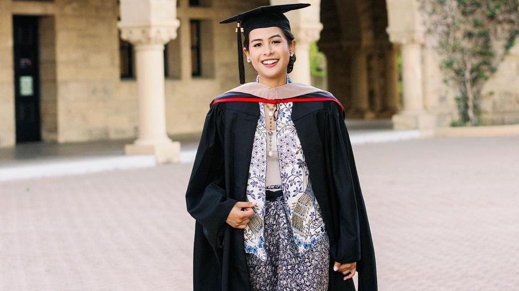 Kisah Inspiratif Maudy Ayunda Saat Kuliah Di Stanford University - Moddic