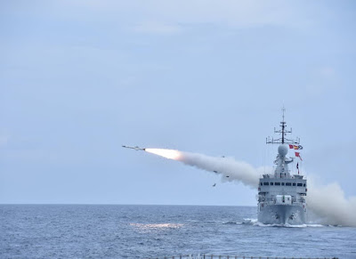DEFENSE STUDIES: Penembakan Exocet SM39 dan MM40 Tampil dalam Eksesais ...