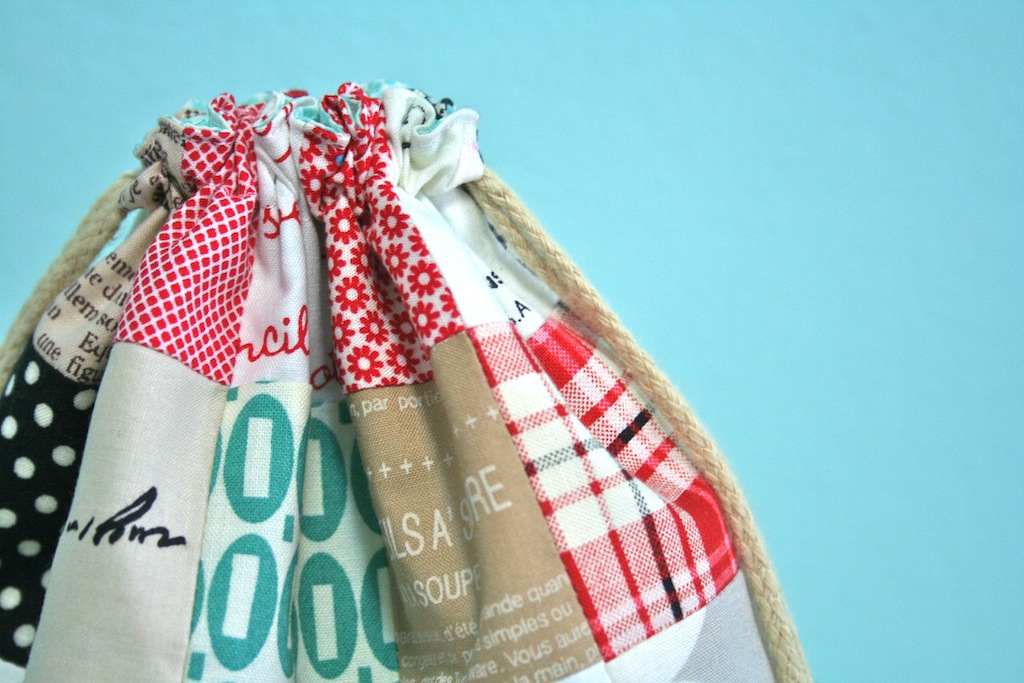 Patchwork Drawstring Bag Tutorial ~ DIY Tutorial Ideas!