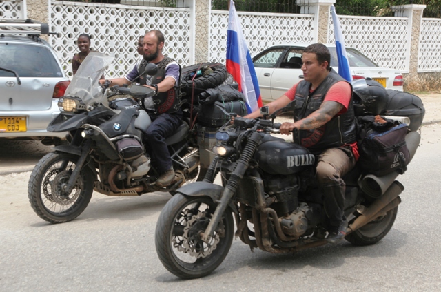 MOTORCYCLE TOUR ‘AROUND THE WORLD FOLLOWING THE MERIDIAN’ | Okandablogs