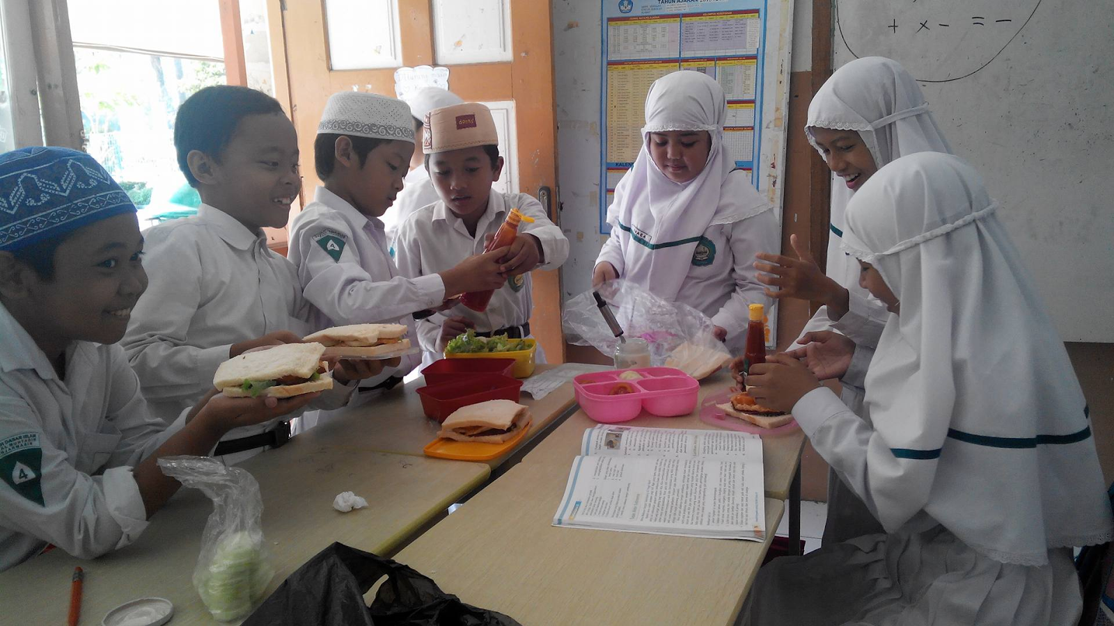 Menciptakan Suasana Belajar yang Menyenangkan
