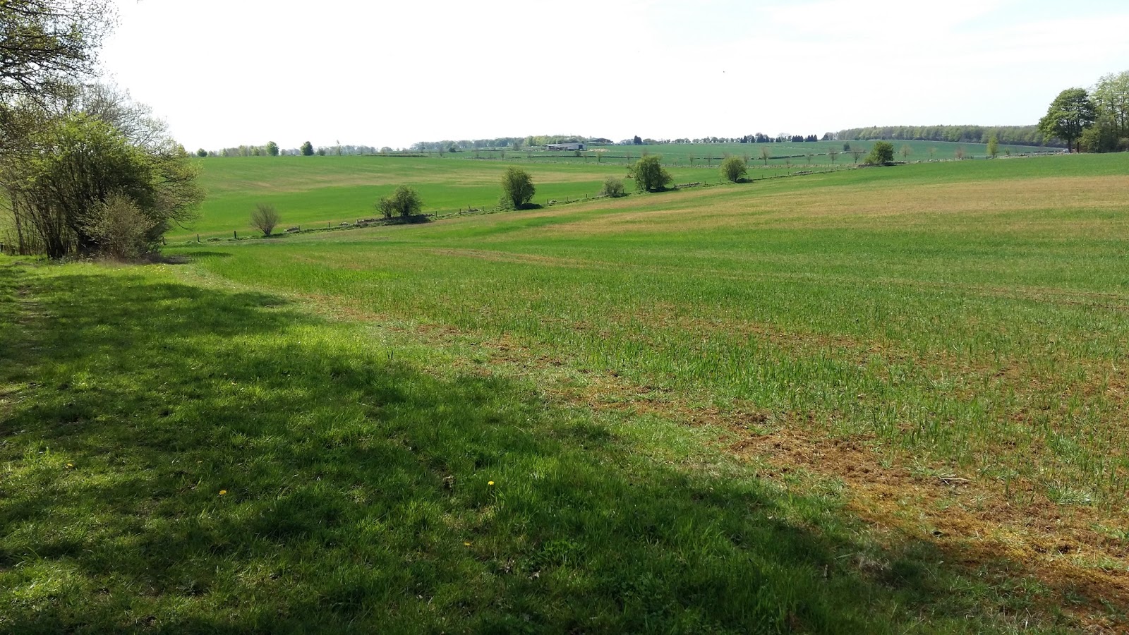 Cotswolds Travel: Idyllic Circular Walk Around Turkdean, Hazelton, and ...