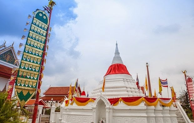 Attractions Thailand: Visit the island Mon culture.