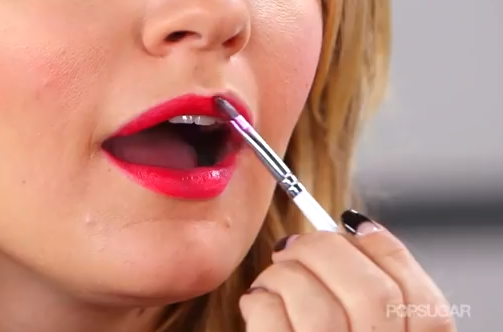 Kara's Glamour Blog: The Right Way to Wear and Apply Red Lipstick Tutorial