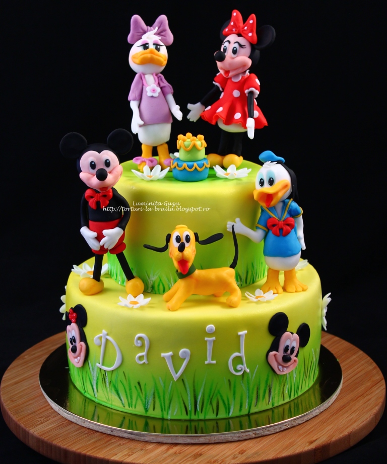 Parfum si culoare in bucataria mea. Torturi personalizate la Braila ...