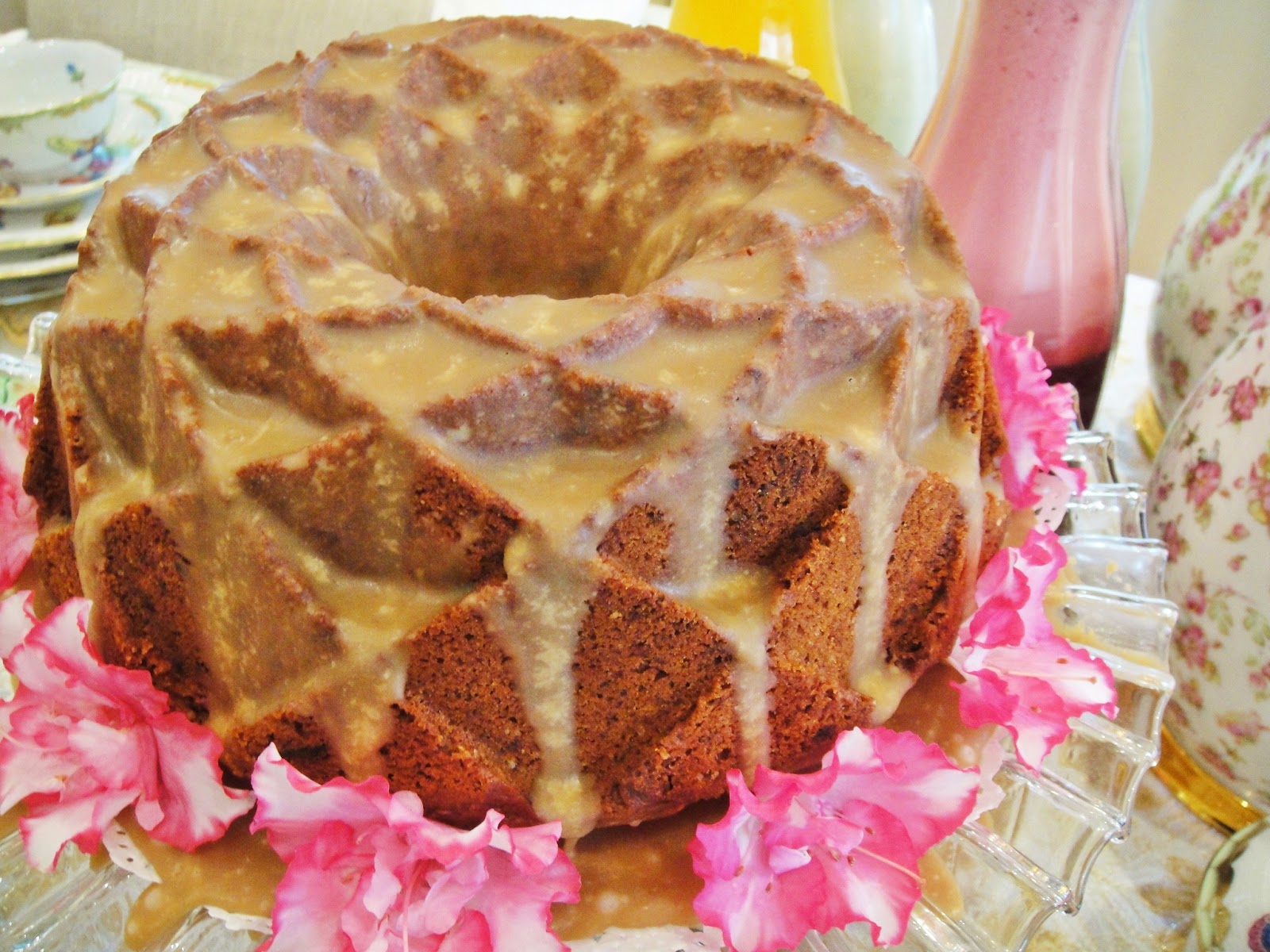 Maryam's Culinary Wonders: 915. Iraqi Prune Cake