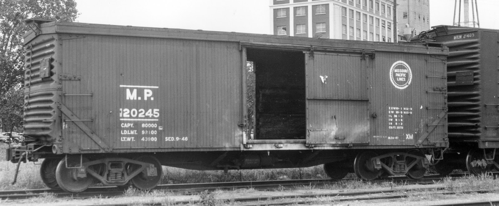Prototype Railroad Topics: Late Steam Era 36-foot Box Cars