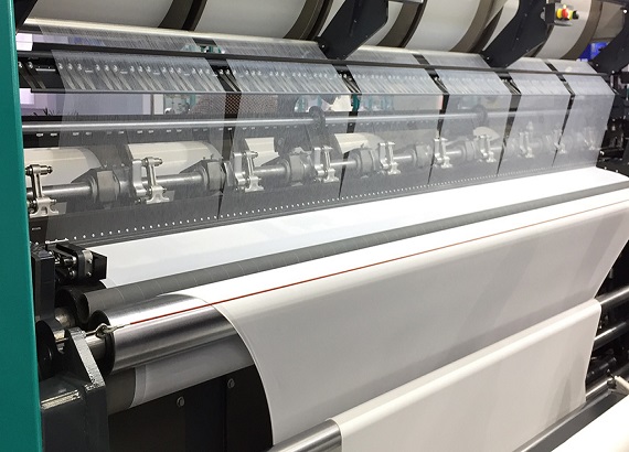 THE KNITTING PROCES,TYPES OF KNITTING MACHINES