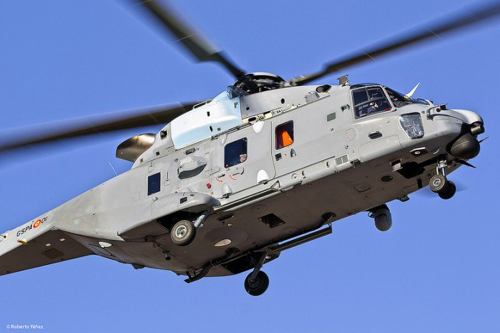 El helicóptero NH-90 para el Ejército del Aire ya vuela en Albacete - LQT Defensa